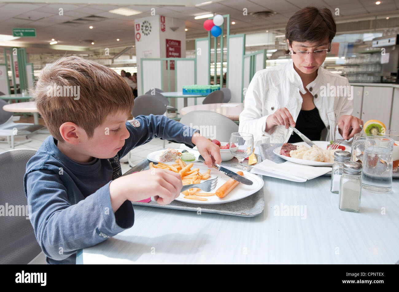 INSIDE A CAFETERIA Stock Photo - Alamy