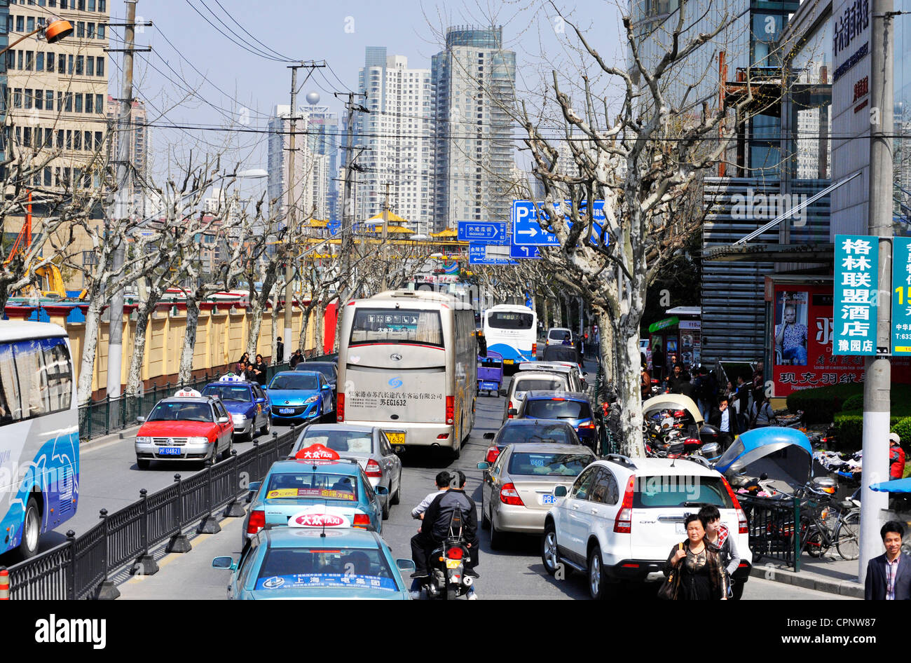 Traffic in Shanghai Stock Photo - Alamy