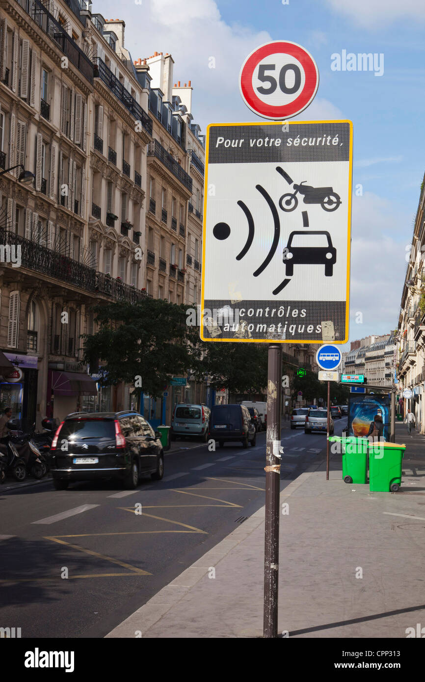 Radar Signals High Resolution Stock Photography and Images - Alamy