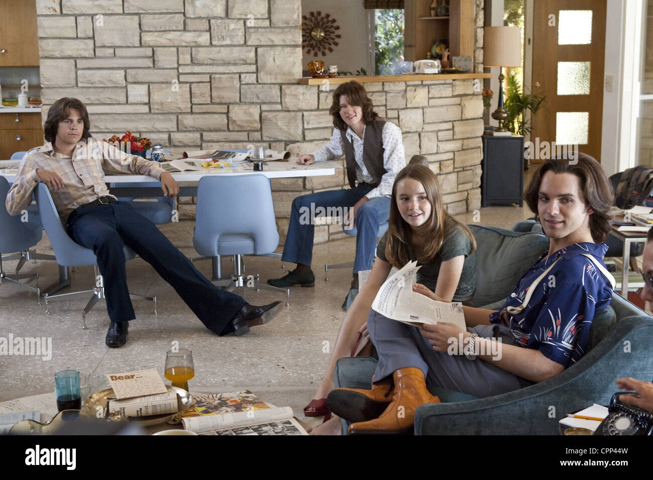 Robert pulcini kaitlyn dever hi-res stock photography and images - Alamy
