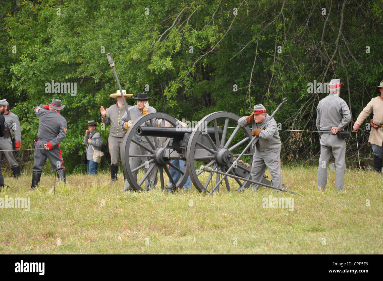 A Cannon being fired at a Civil War Reenactment Stock Photo - Alamy