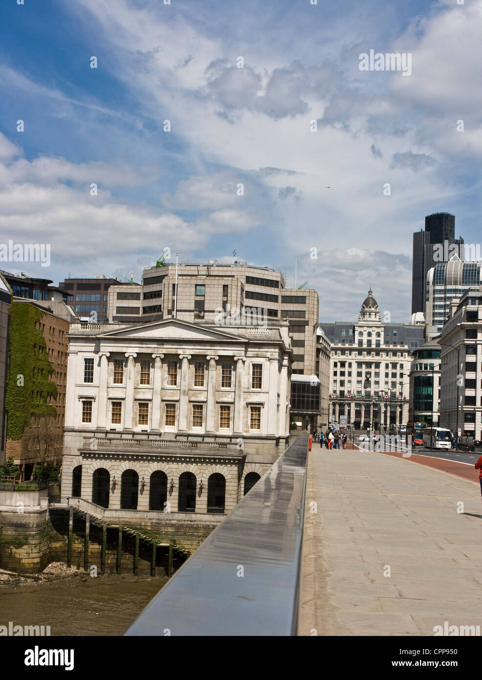 Worshipful company of fishmongers hi-res stock photography and images ...