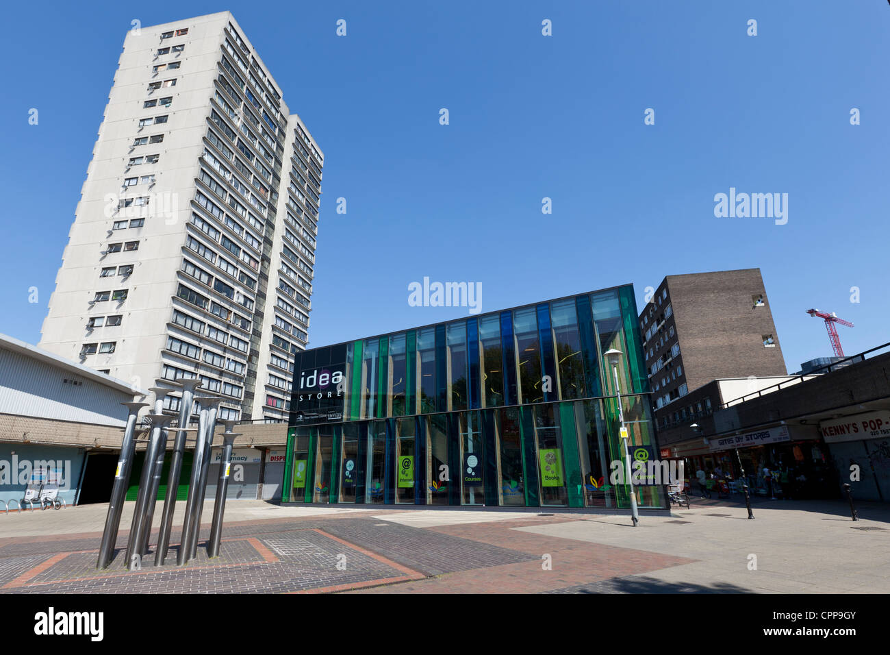 Idea Store (Library) with Fitzgerald House in the background, Chrisp ...