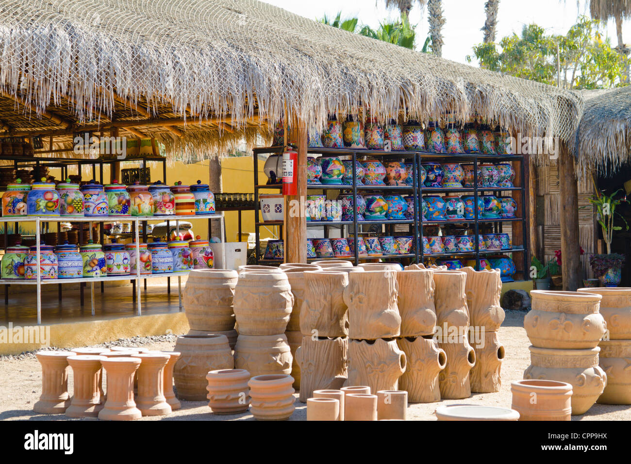 Mexican ceramic pots hi-res stock photography and images - Alamy