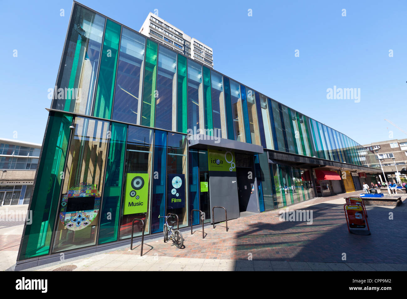 Idea Store (Library), Chrisp Street Market, Poplar, Tower Hamlets ...