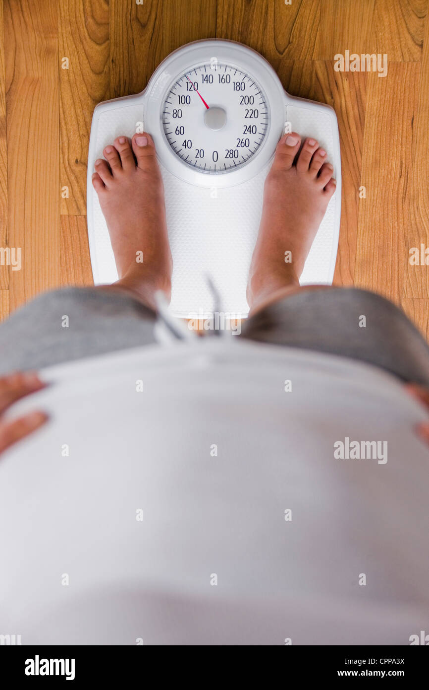 Body image scale hi-res stock photography and images - Alamy