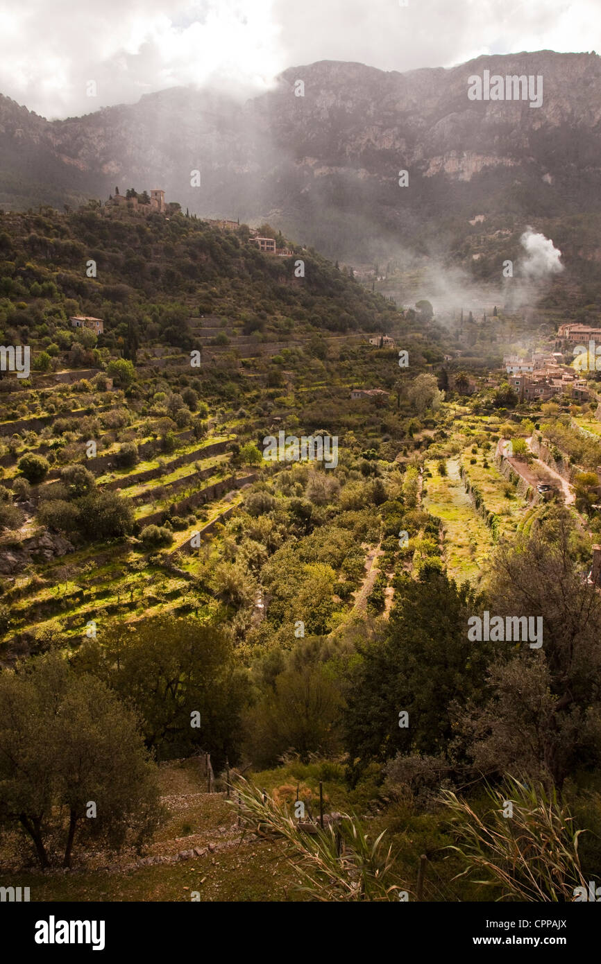 Deya mallorca hi-res stock photography and images - Alamy