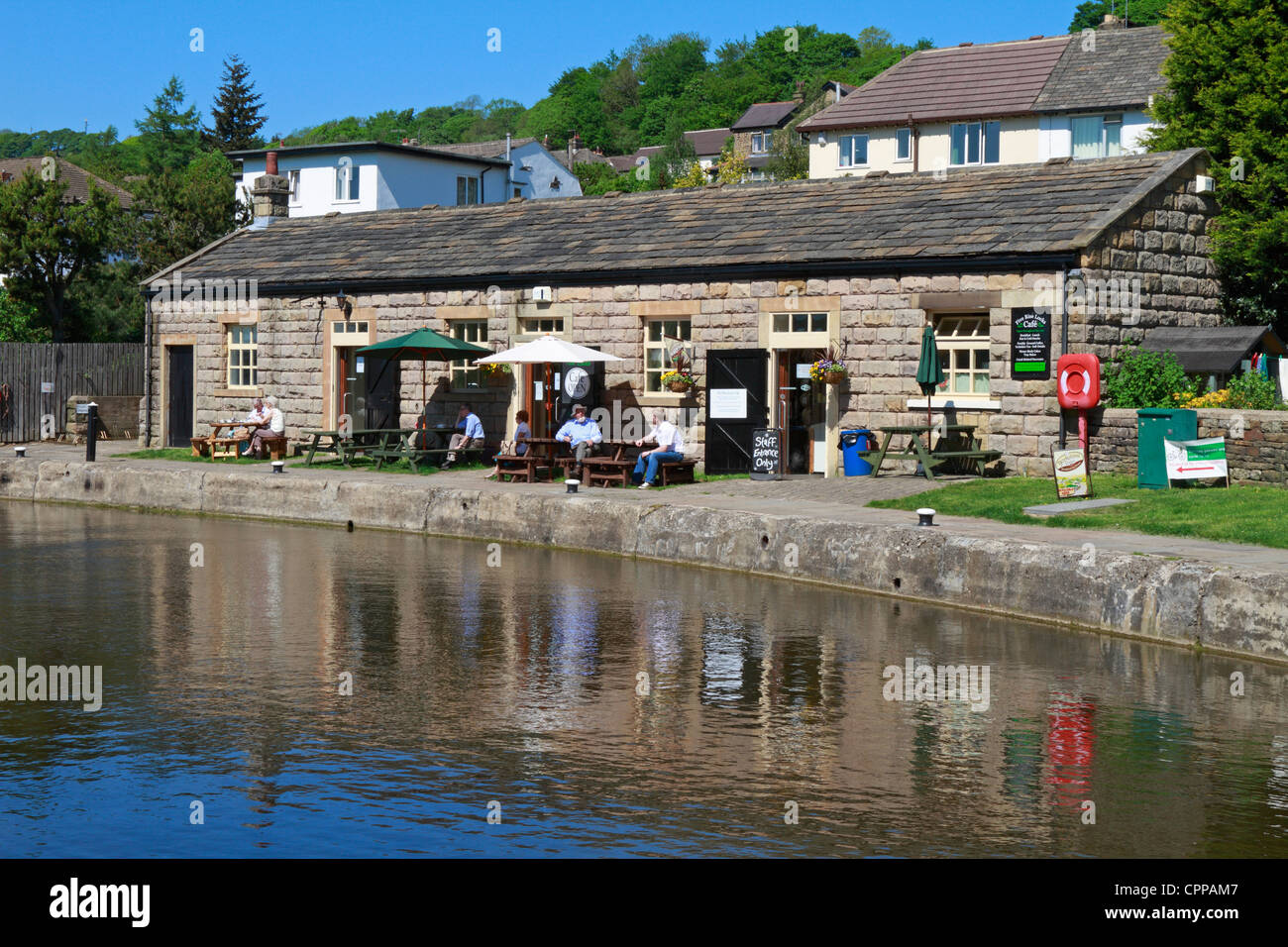 Bingley Five Rise locks Cafe on the Leeds and Liverpool canal, Bingley ...