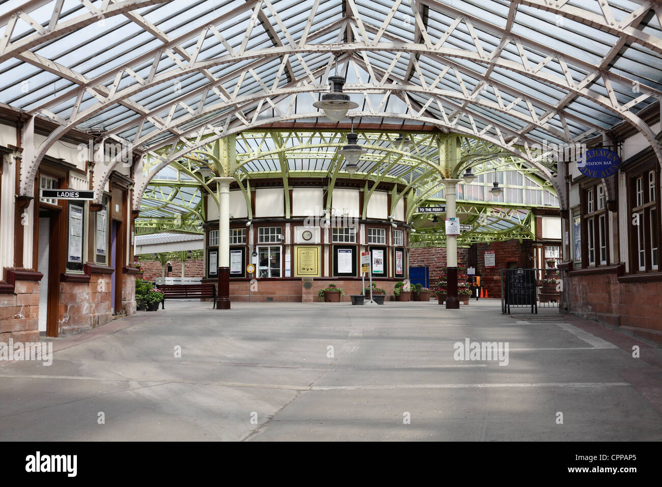 Wemyss Bay Railway Station, Scotland, UK Stock Photo: 48434573 - Alamy