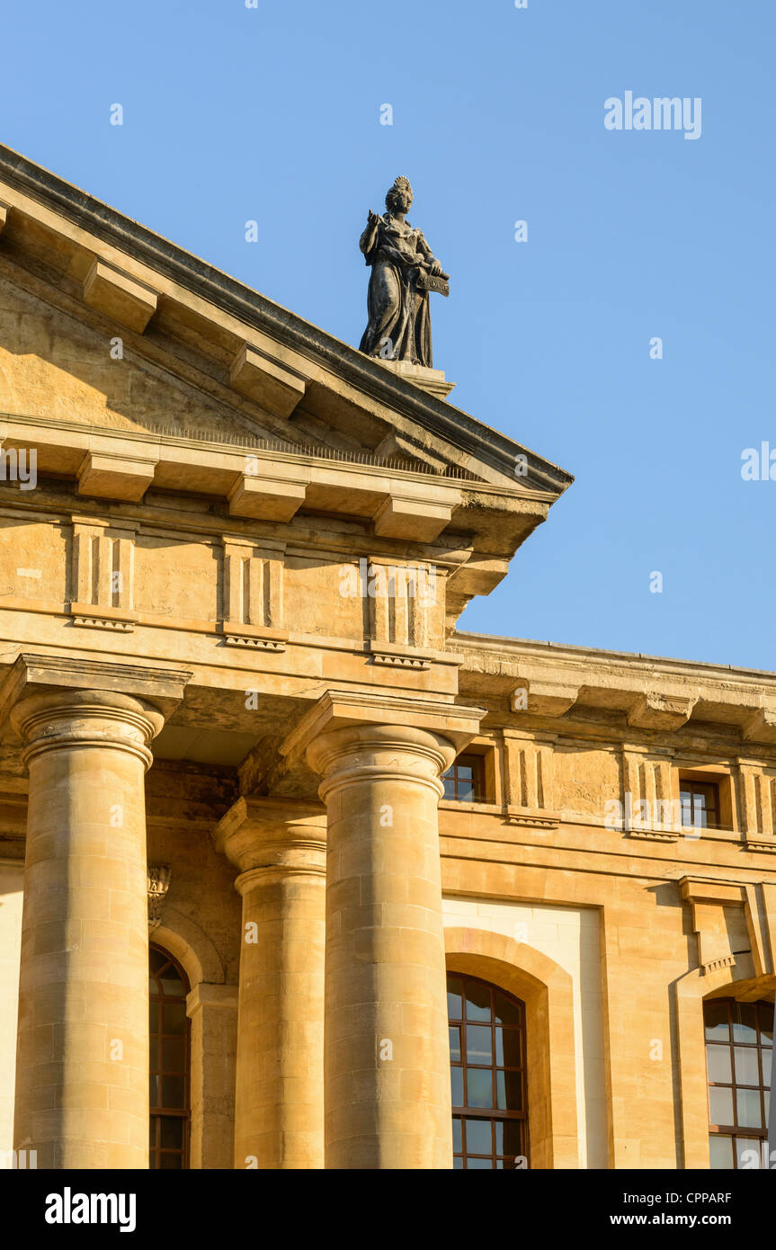 Detail of facade of Clarendon Building Oxford University England UK ...