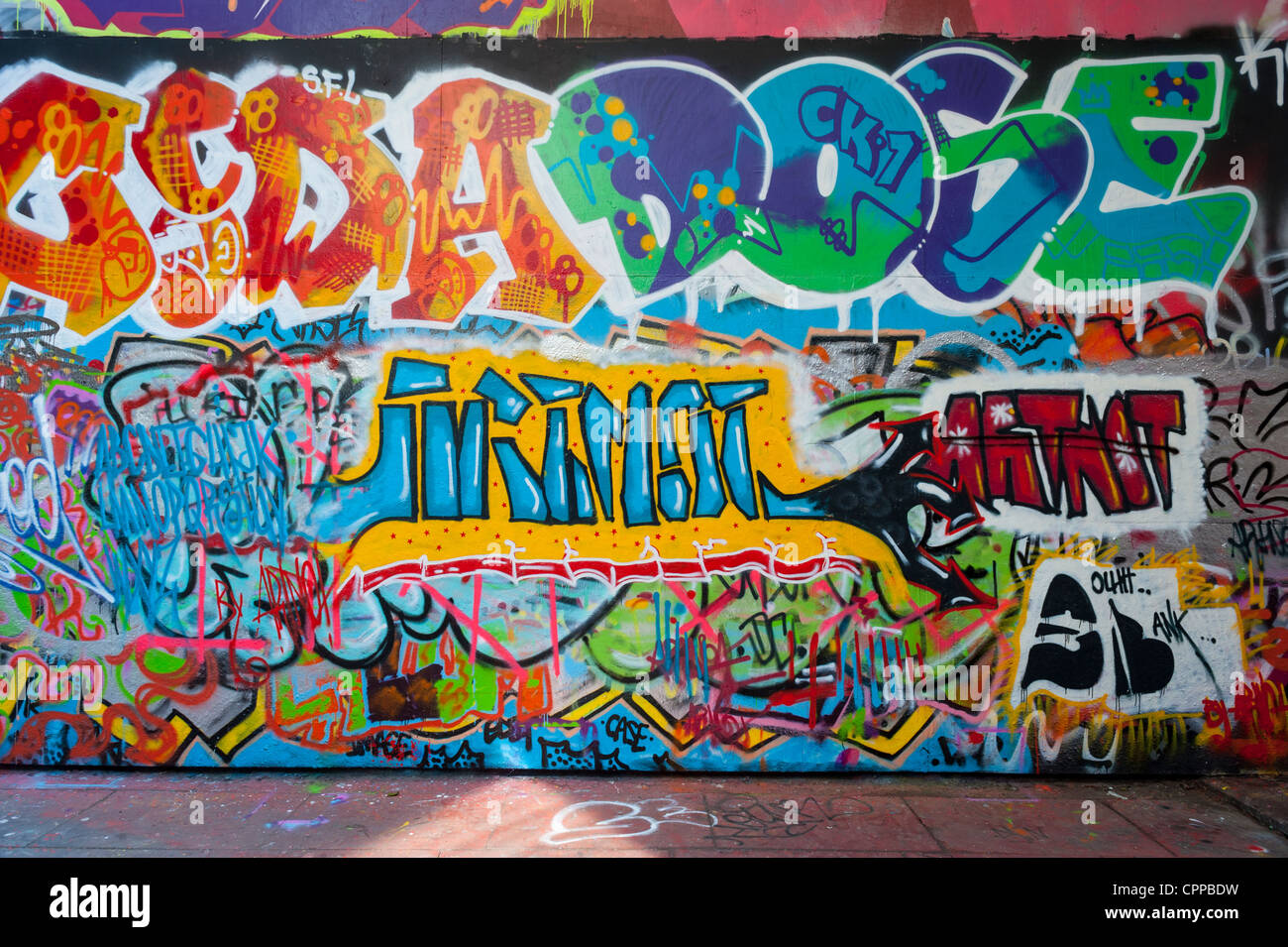 London , Southbank , Riverside , Embankment , random graffiti writing ...