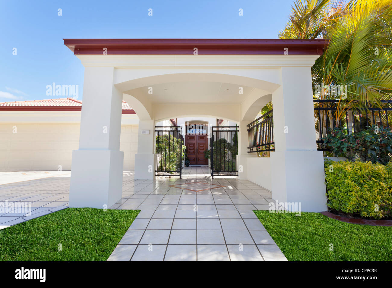 Entrance to luxury mansion Stock Photo - Alamy