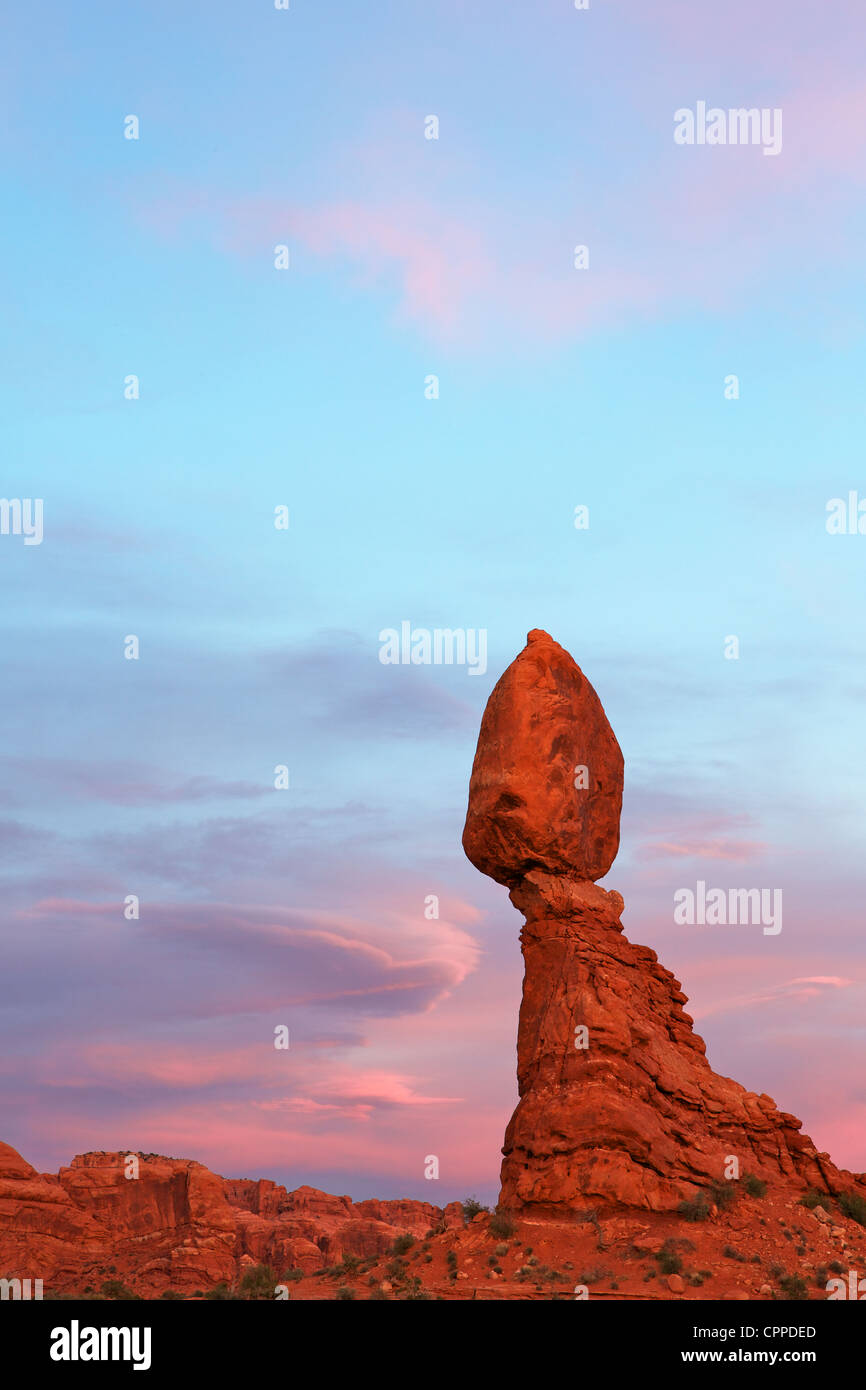 Arched park balancing rock at end of sunset against dramatic sky Stock ...