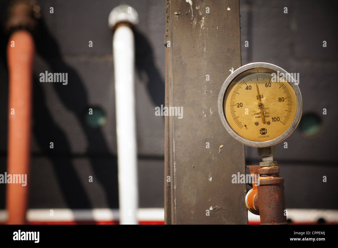Psi gauge hi-res stock photography and images - Alamy