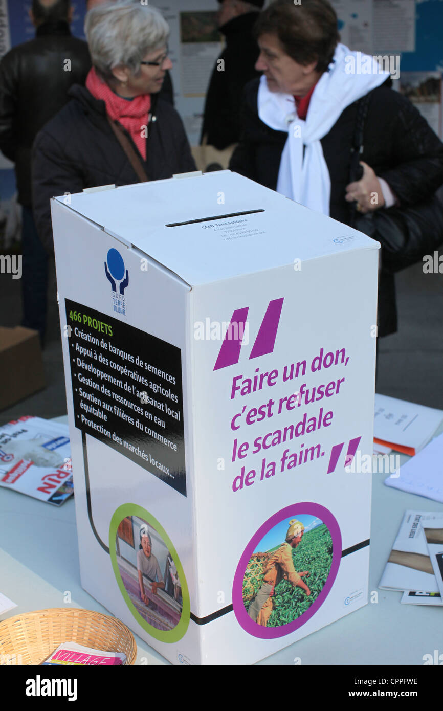 Charity collection boxes hi-res stock photography and images - Alamy