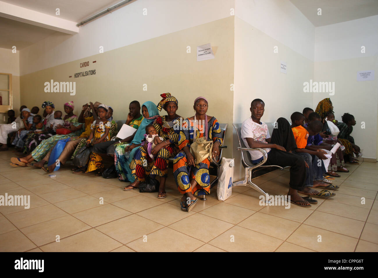 Hospital waiting room africa hi-res stock photography and images - Alamy