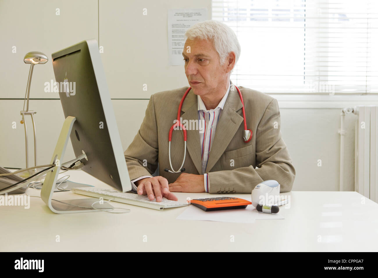 Doctor's office hi-res stock photography and images - Alamy