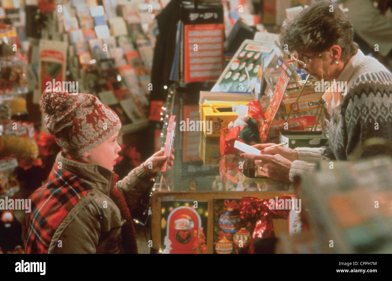 Home alone 1990 director hi-res stock photography and images - Alamy