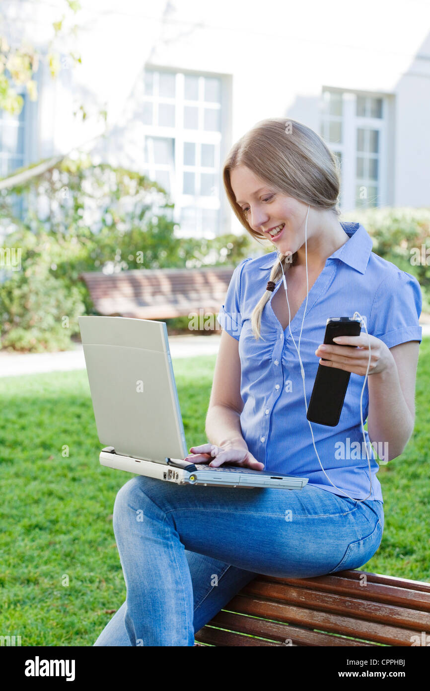 Kit computer hi-res stock photography and images - Alamy