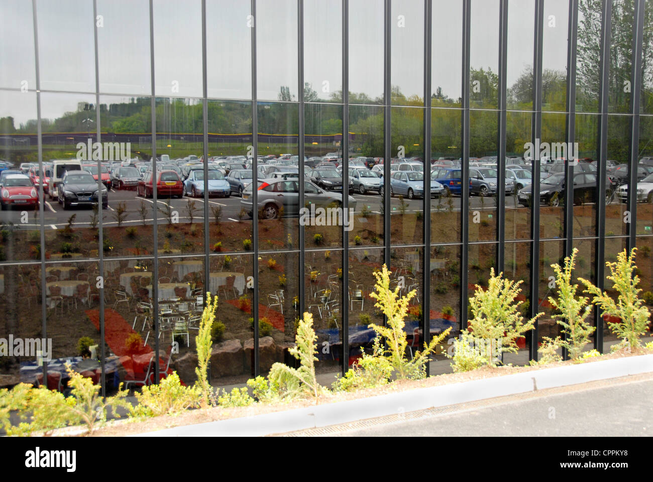 Large vertical windows hi-res stock photography and images - Alamy