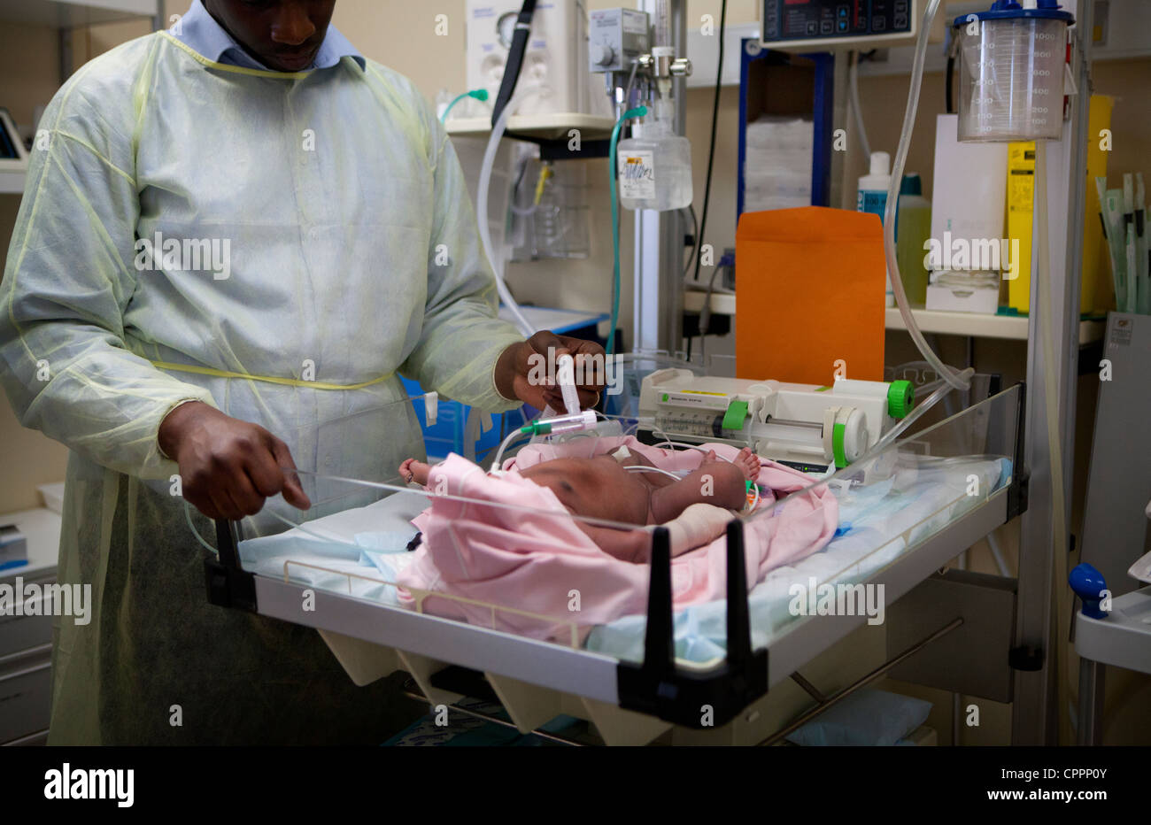 EMERGENCY CASE PEDIATRIC Stock Photo - Alamy