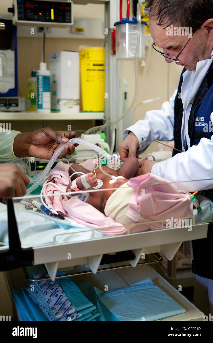 EMERGENCY CASE PEDIATRIC Stock Photo - Alamy