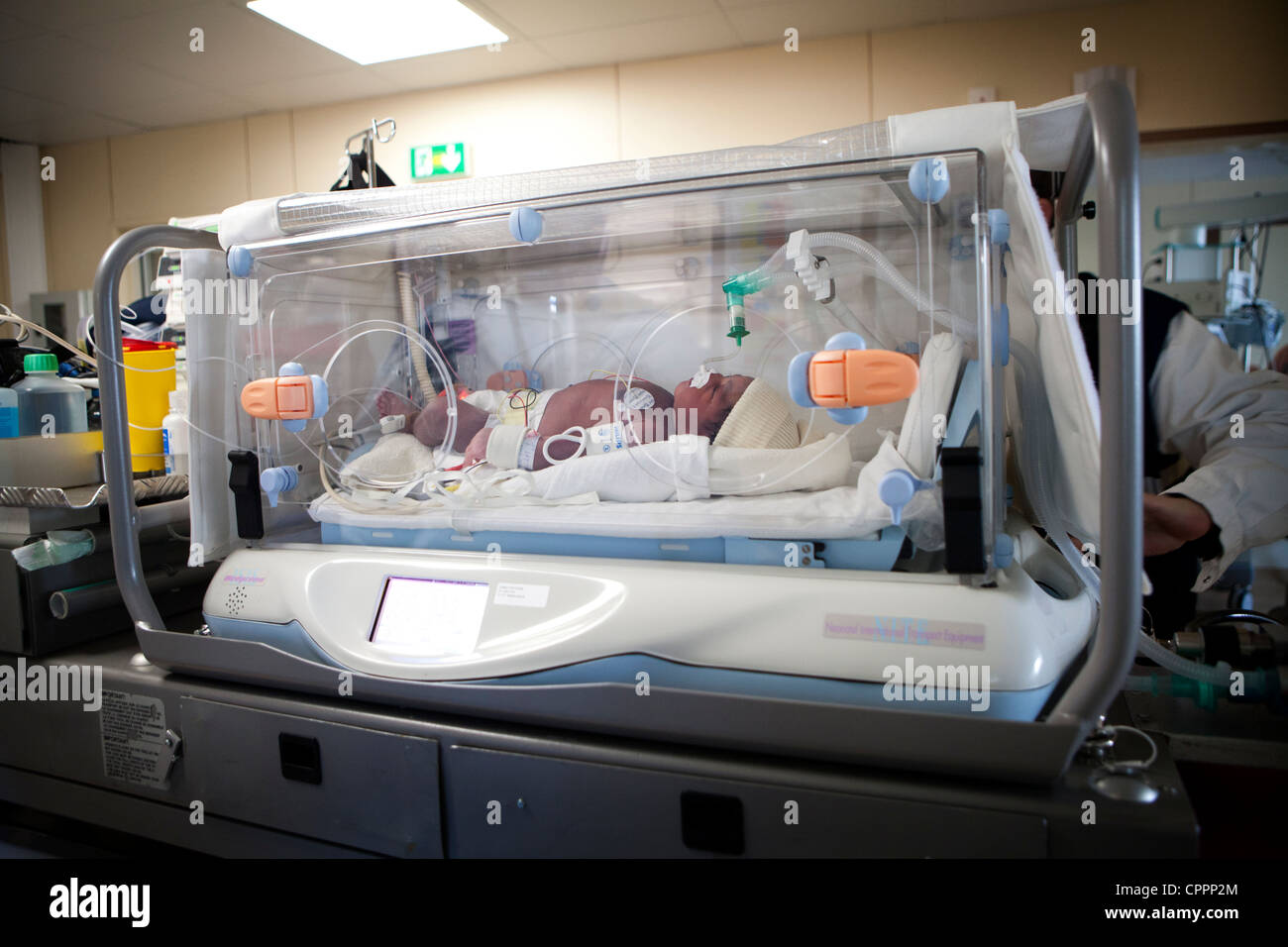 EMERGENCY CASE PEDIATRIC Stock Photo - Alamy