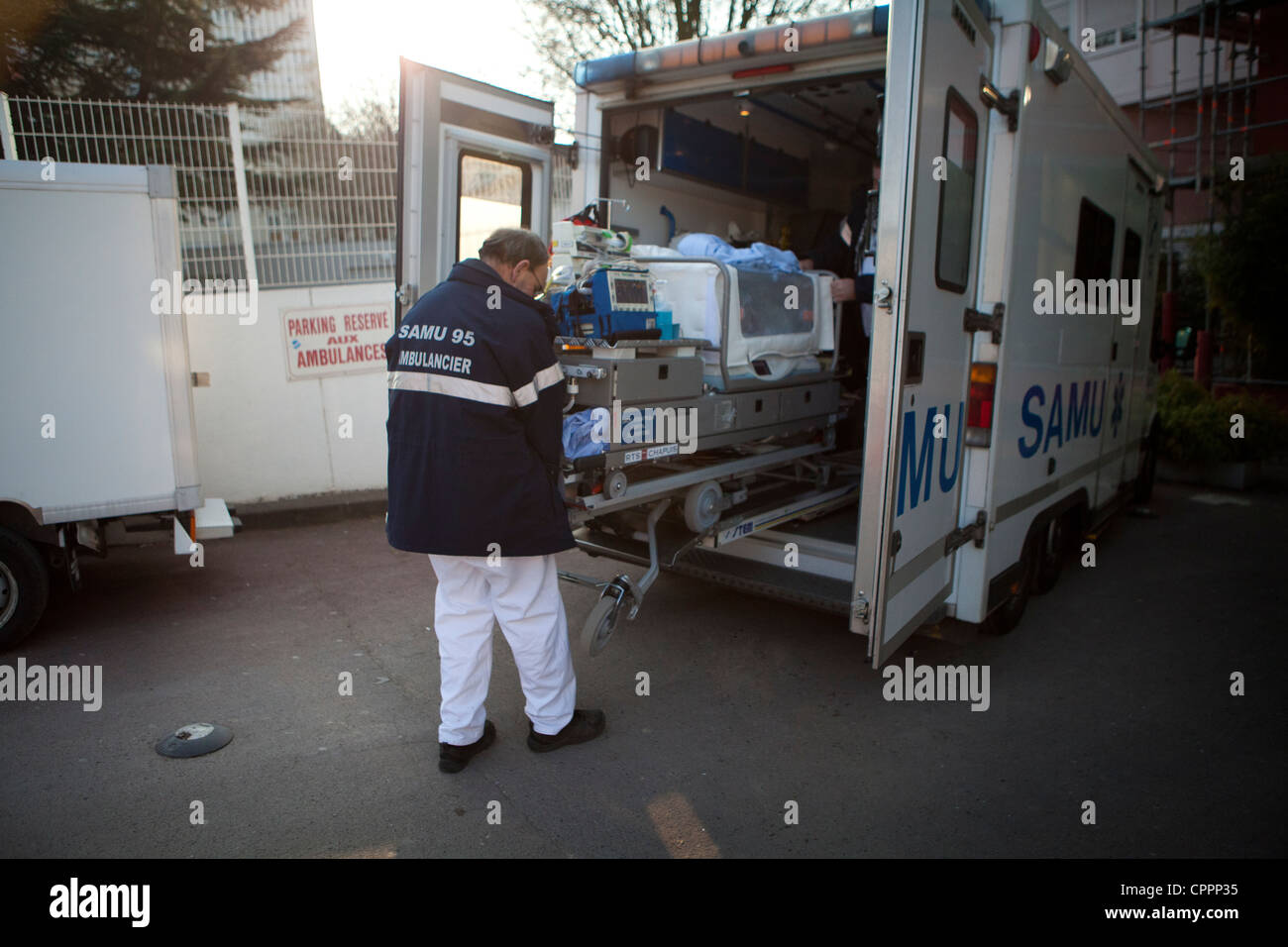EMERGENCY CASE PEDIATRIC Stock Photo - Alamy