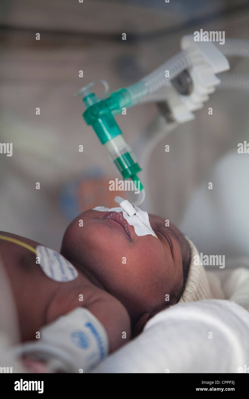 EMERGENCY CASE PEDIATRIC Stock Photo - Alamy