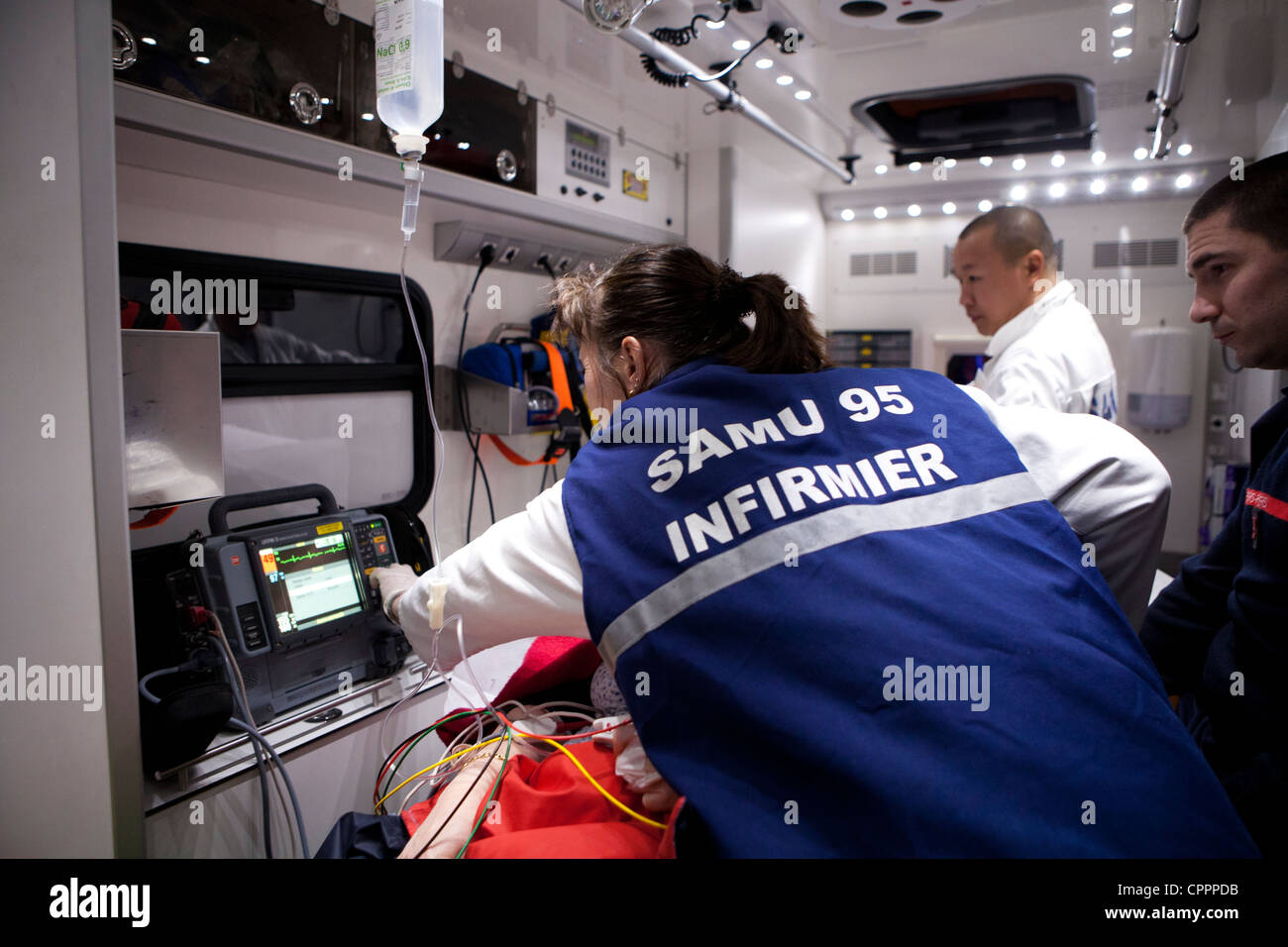Crew transportation vehicle hi-res stock photography and images - Alamy