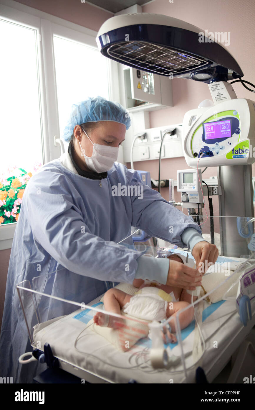 EMERGENCY CASE PEDIATRIC Stock Photo - Alamy