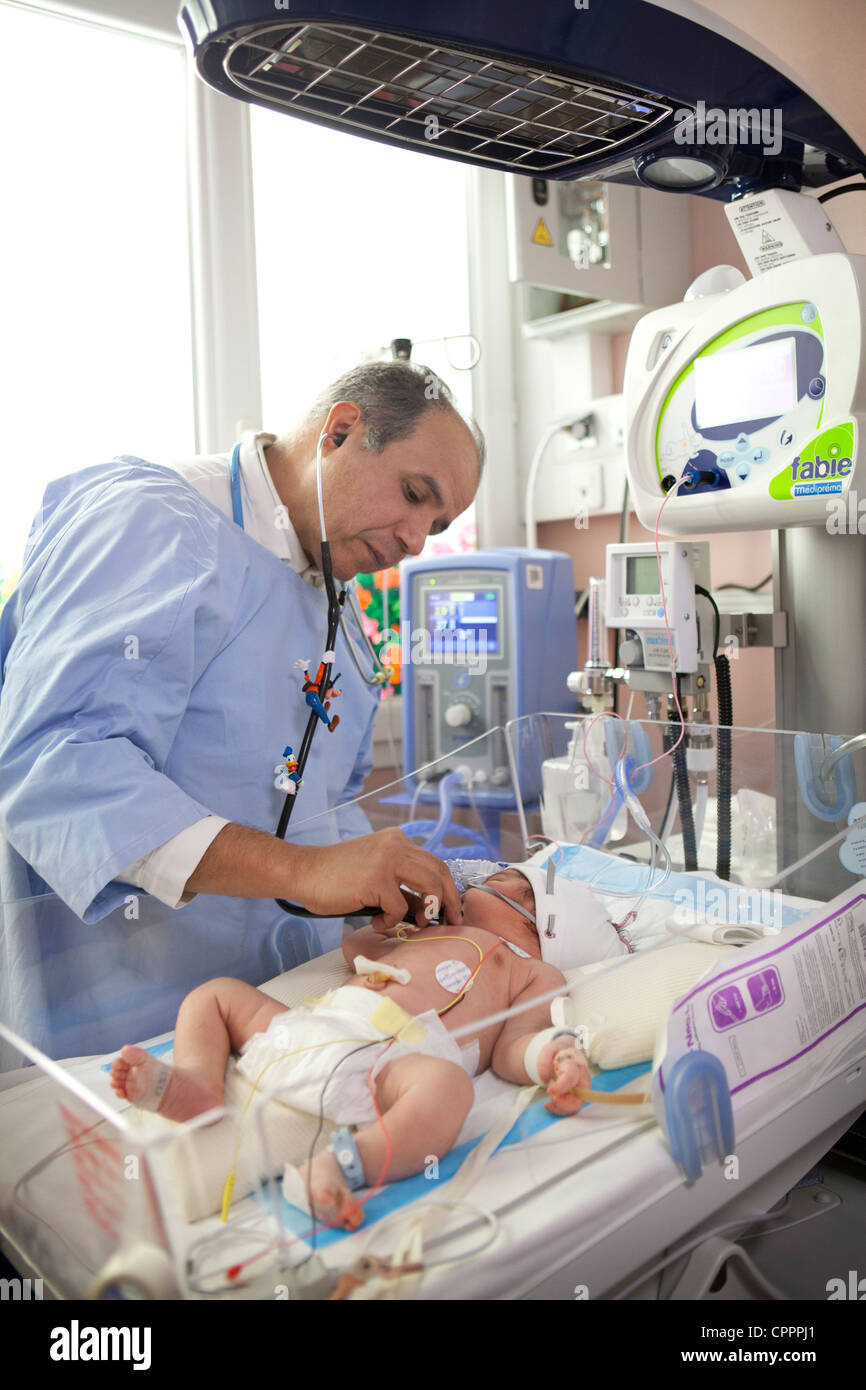 EMERGENCY CASE PEDIATRIC Stock Photo - Alamy