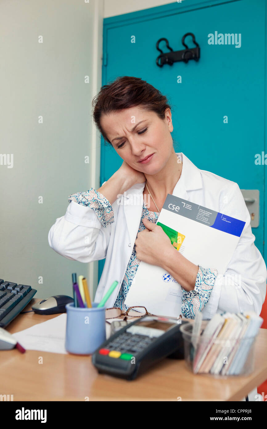 Medical investigation techniques hi-res stock photography and images ...