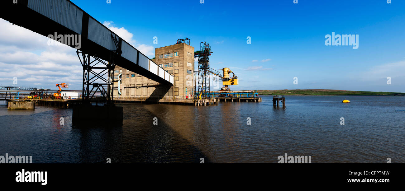 Erith oil works hi-res stock photography and images - Alamy
