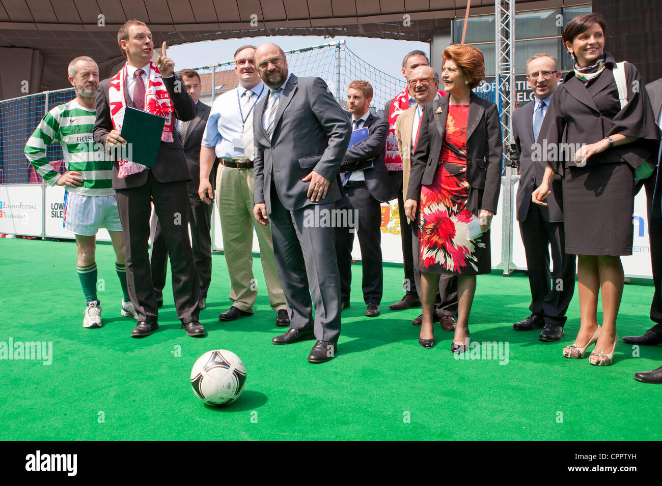 From left to right: MEP Sean Kelly, MEP Piotr Borys, MEP Jacek Saryusz ...