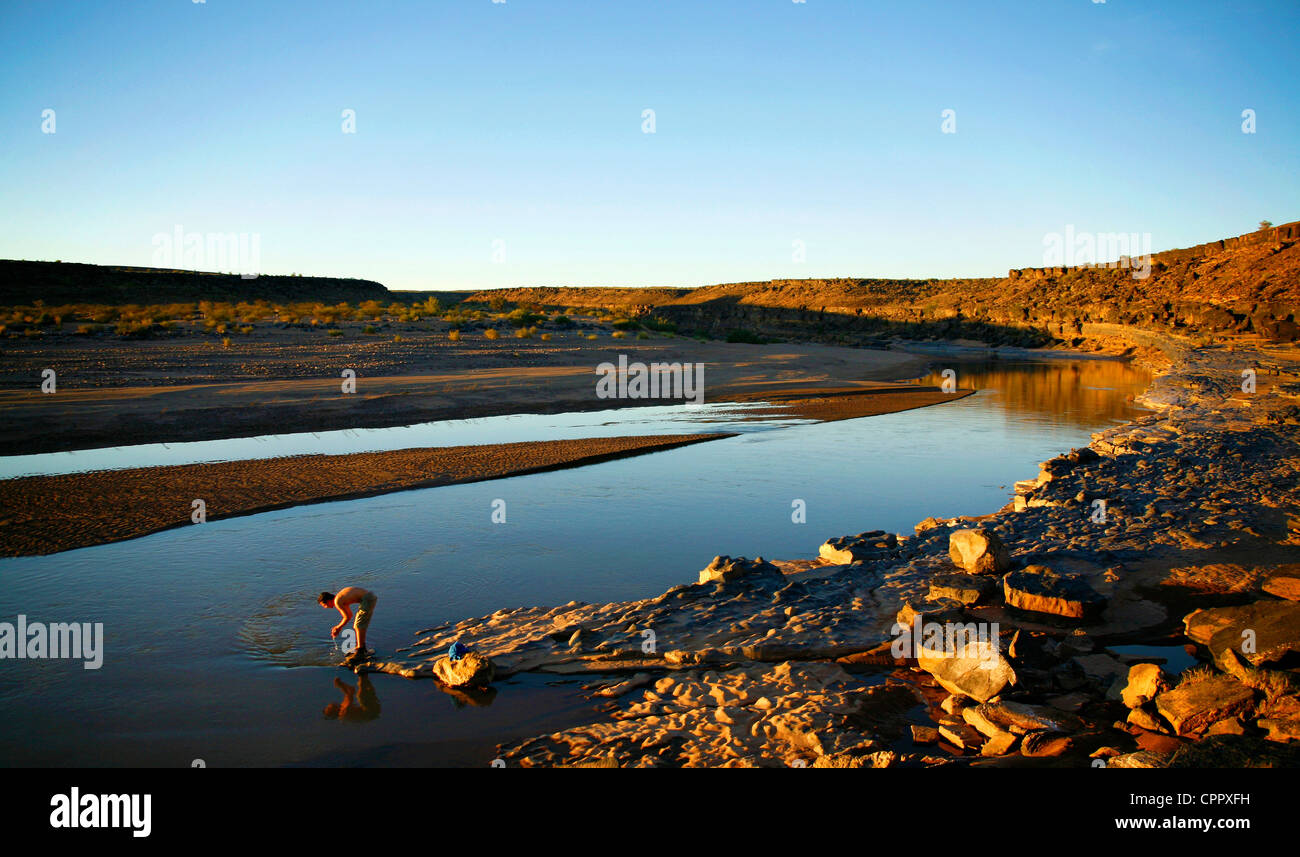 Face wash river hi-res stock photography and images - Alamy