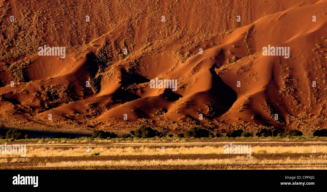 Shifting forms hi-res stock photography and images - Alamy