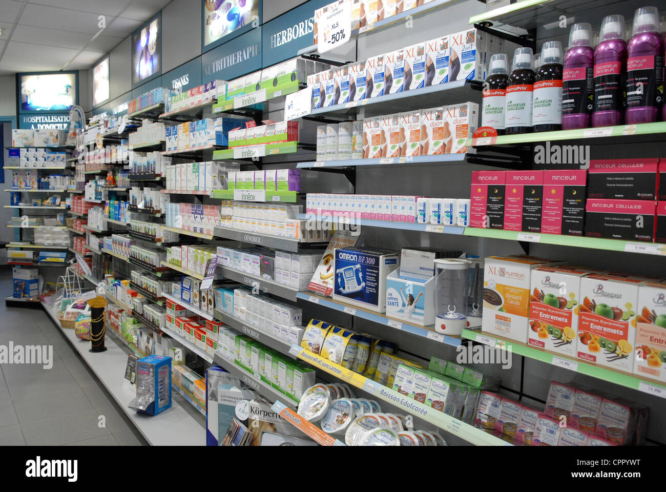 INTERIOR OF A CHEMIST'S SHOP Stock Photo - Alamy