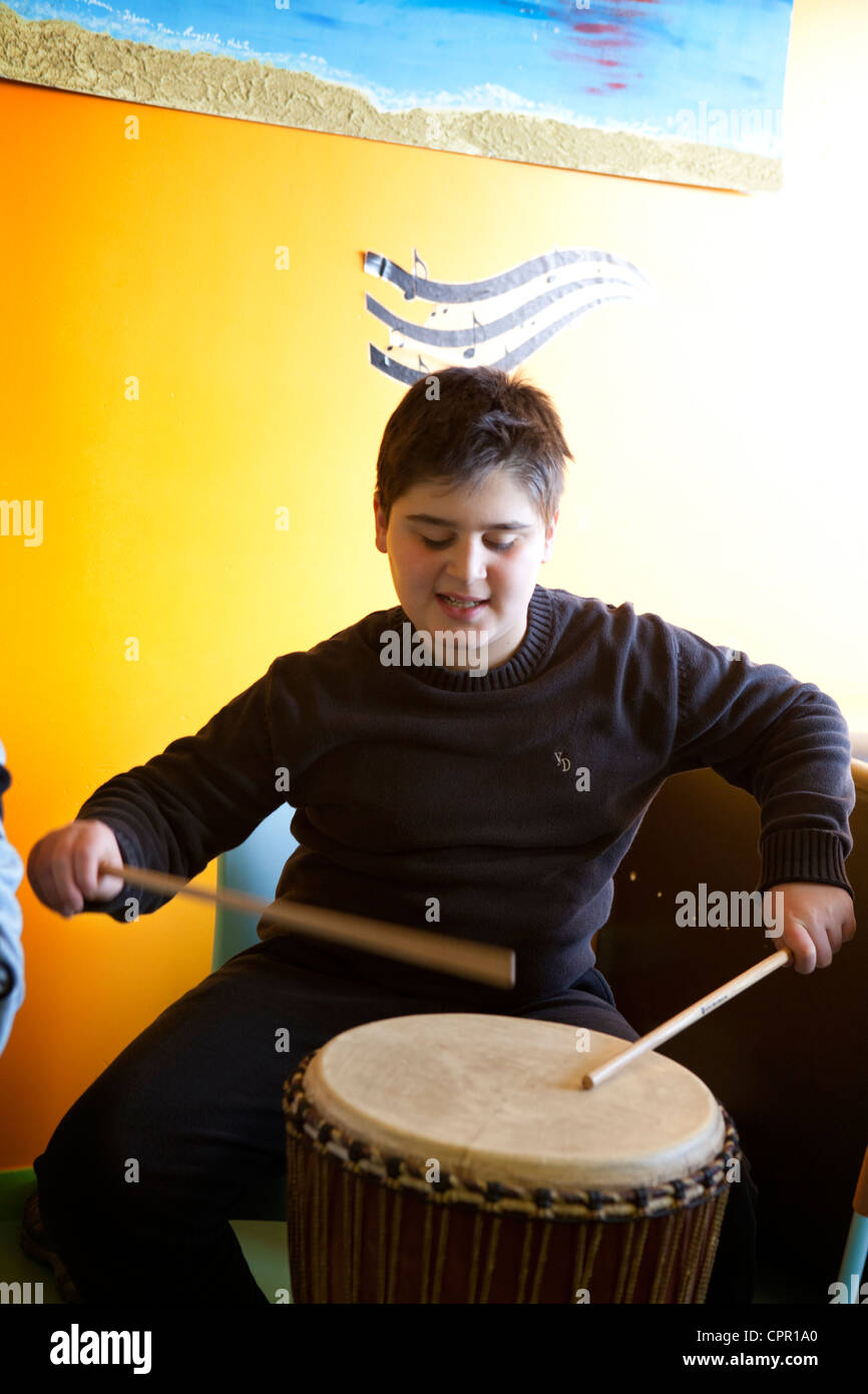 Child drum hi-res stock photography and images - Alamy