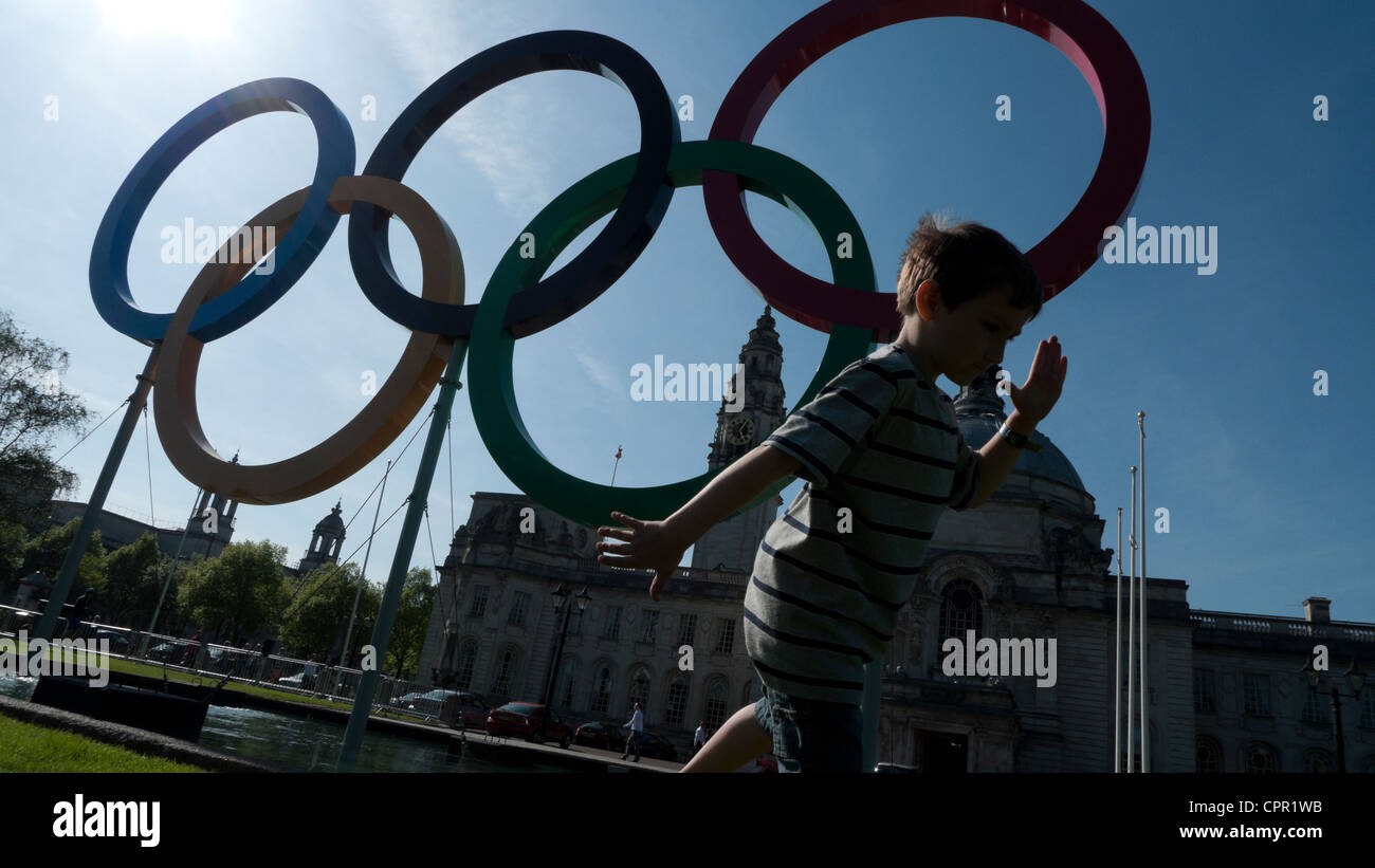 Olympic rings hi-res stock photography and images - Alamy