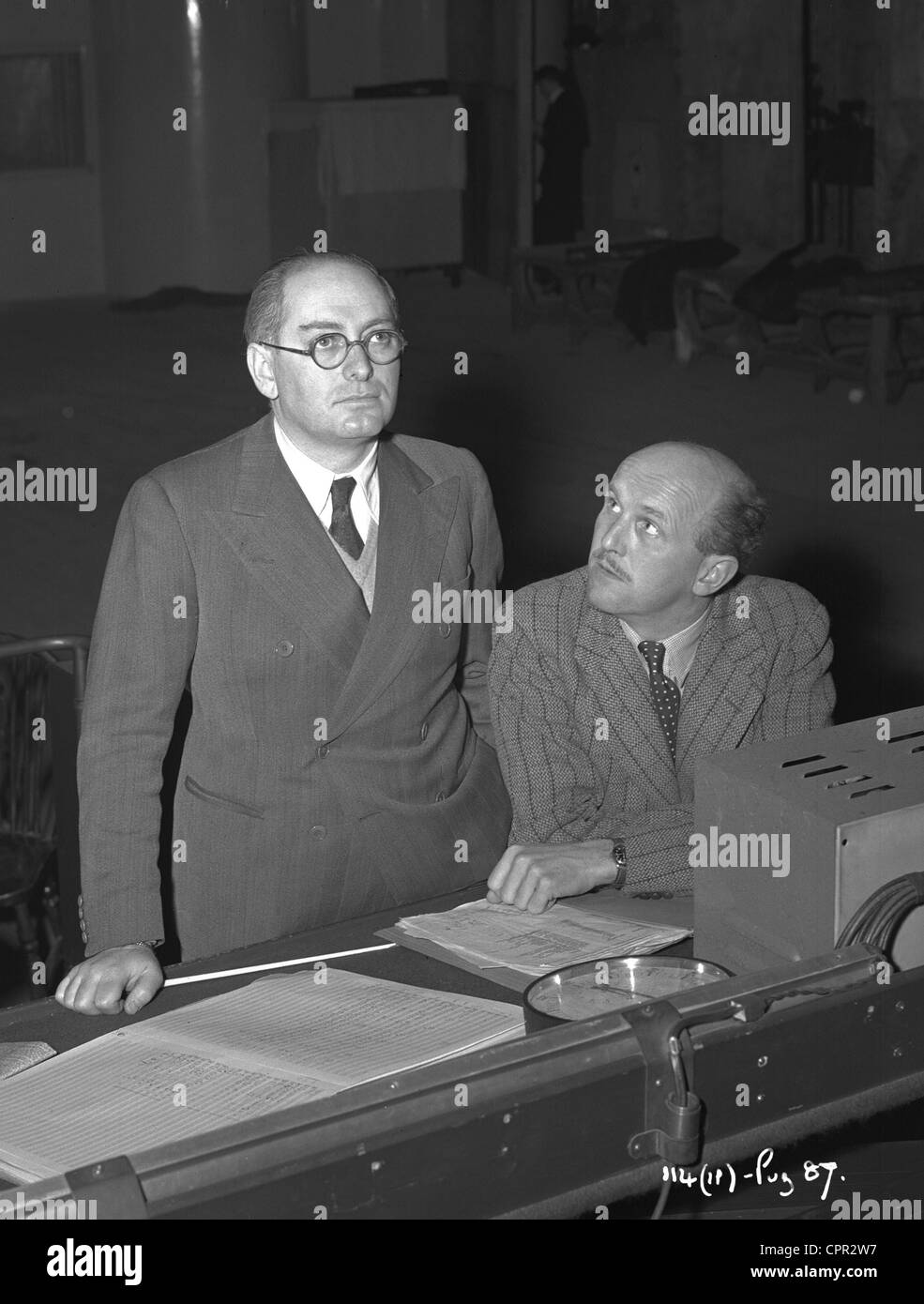 Emeric pressburger photo de tournage hi-res stock photography and ...