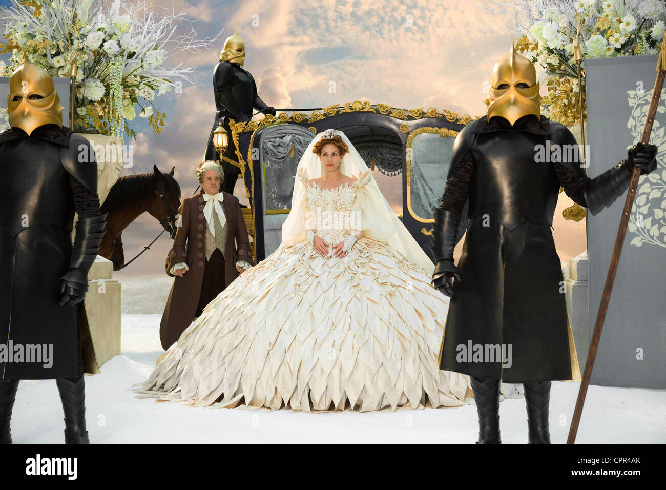 Snow white queen mirror hi-res stock photography and images - Alamy