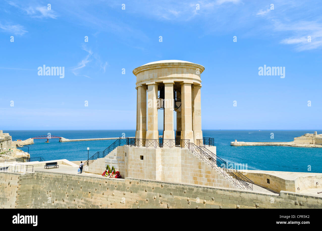 Siege bell war memorial hi-res stock photography and images - Alamy