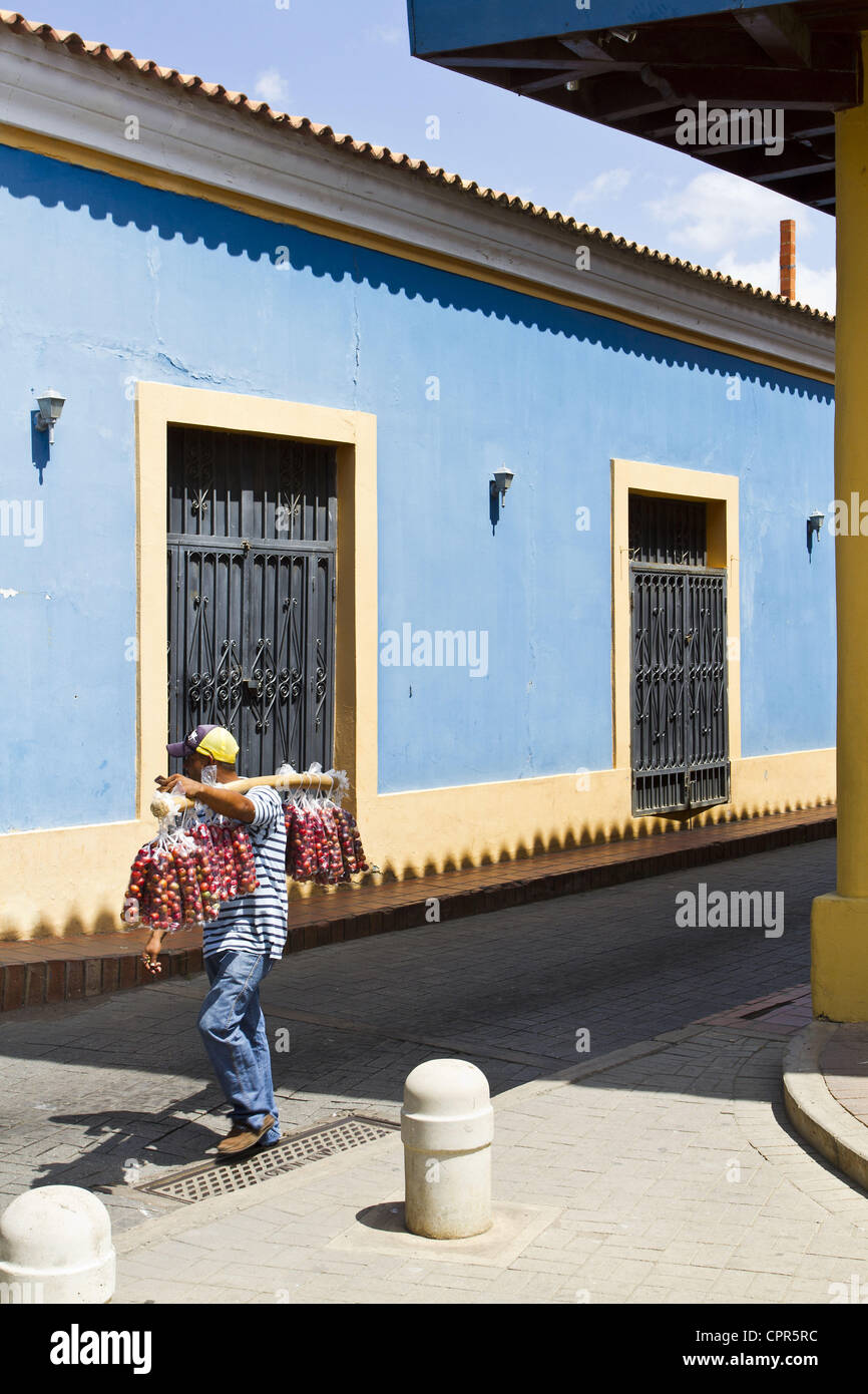 May 19, 2012 - Coro, Falcon, Venezuela - Ambulant salesman on a street ...