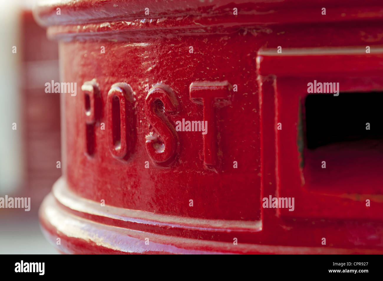 Single postbox hi-res stock photography and images - Alamy