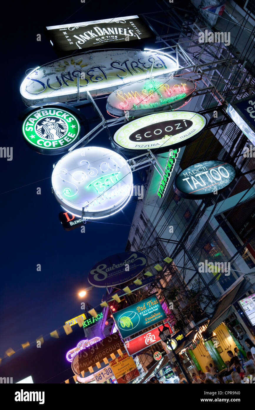 Bangkok thailand city street signs hi-res stock photography and images ...