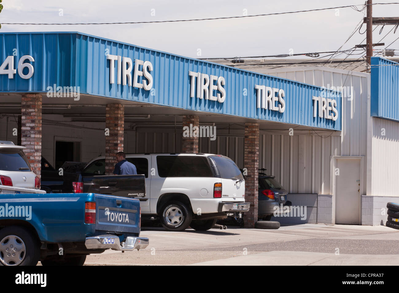 Tyre tyres tire tires hi-res stock photography and images - Alamy