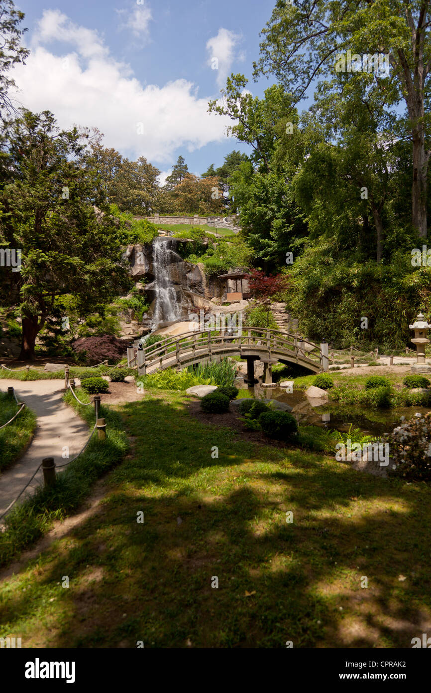 The Japanese Garden with waterfall and wood bridge at Maymont Estate in ...