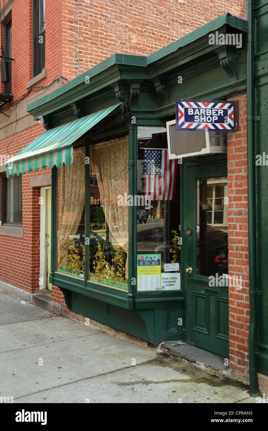 Store front Barber Shop Stock Photo - Alamy