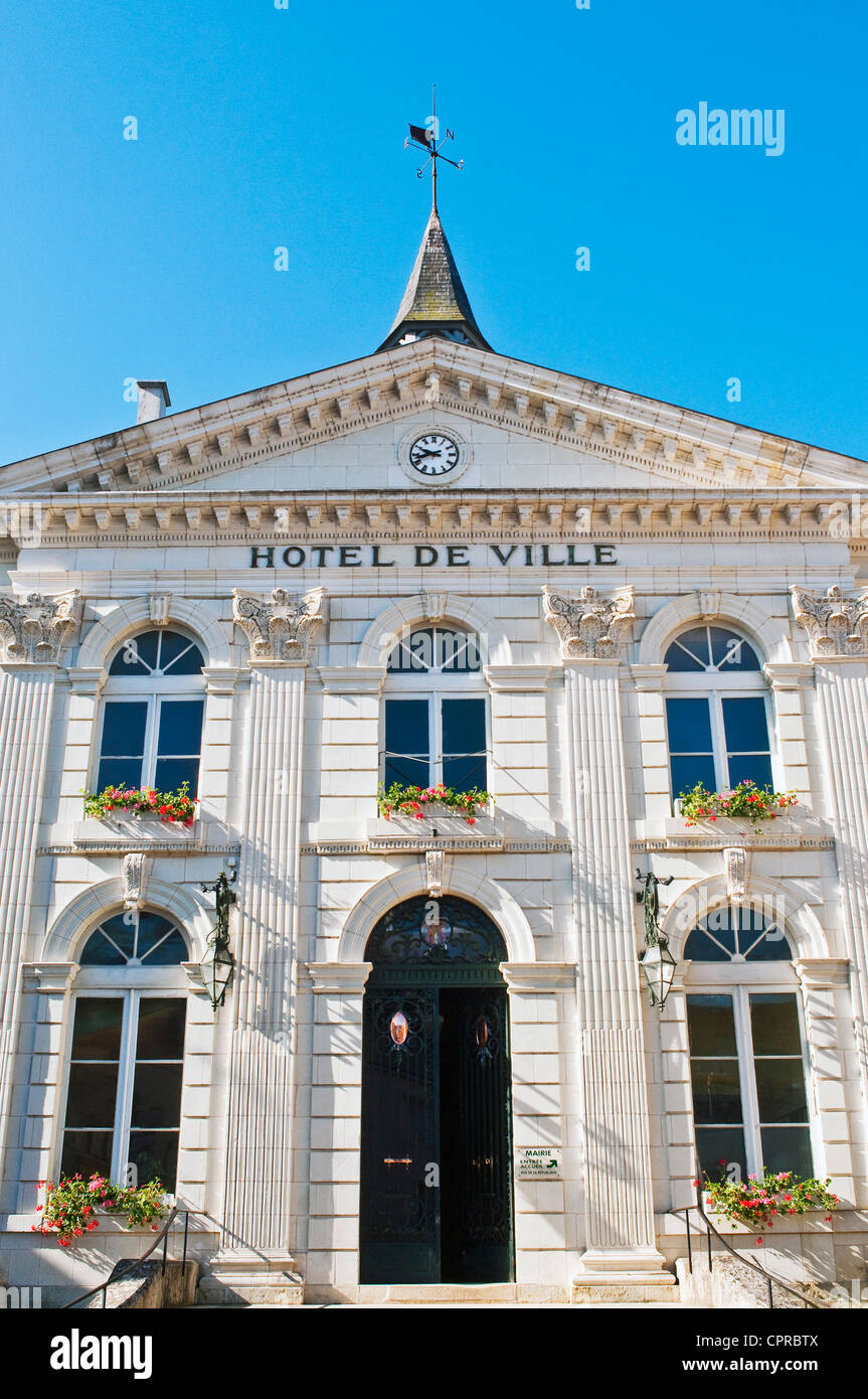 Town Hall / Mairie / Hotel de Ville classical architectural details ...